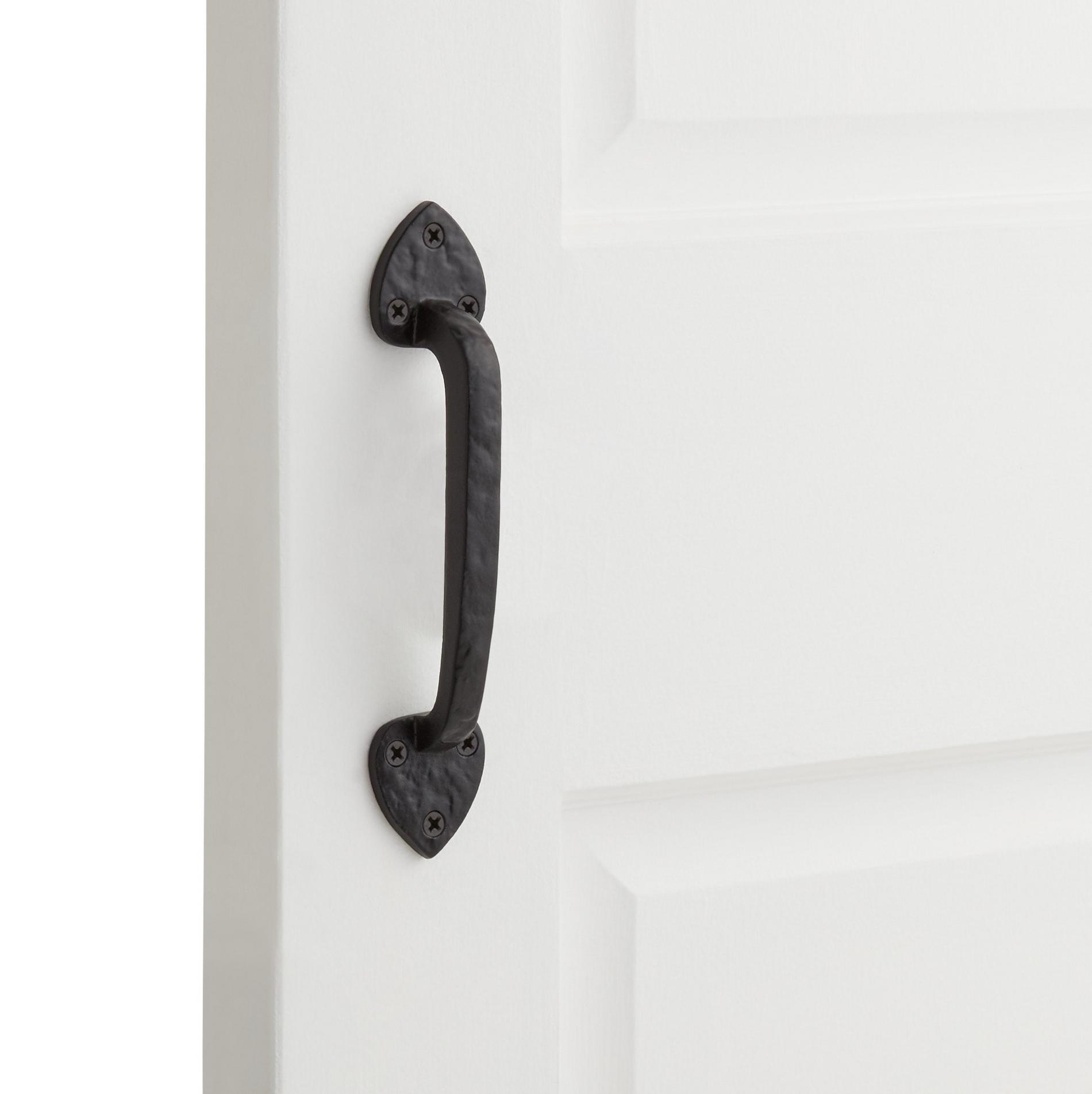 Angled Cast Iron Spade Pull | Signature Hardware