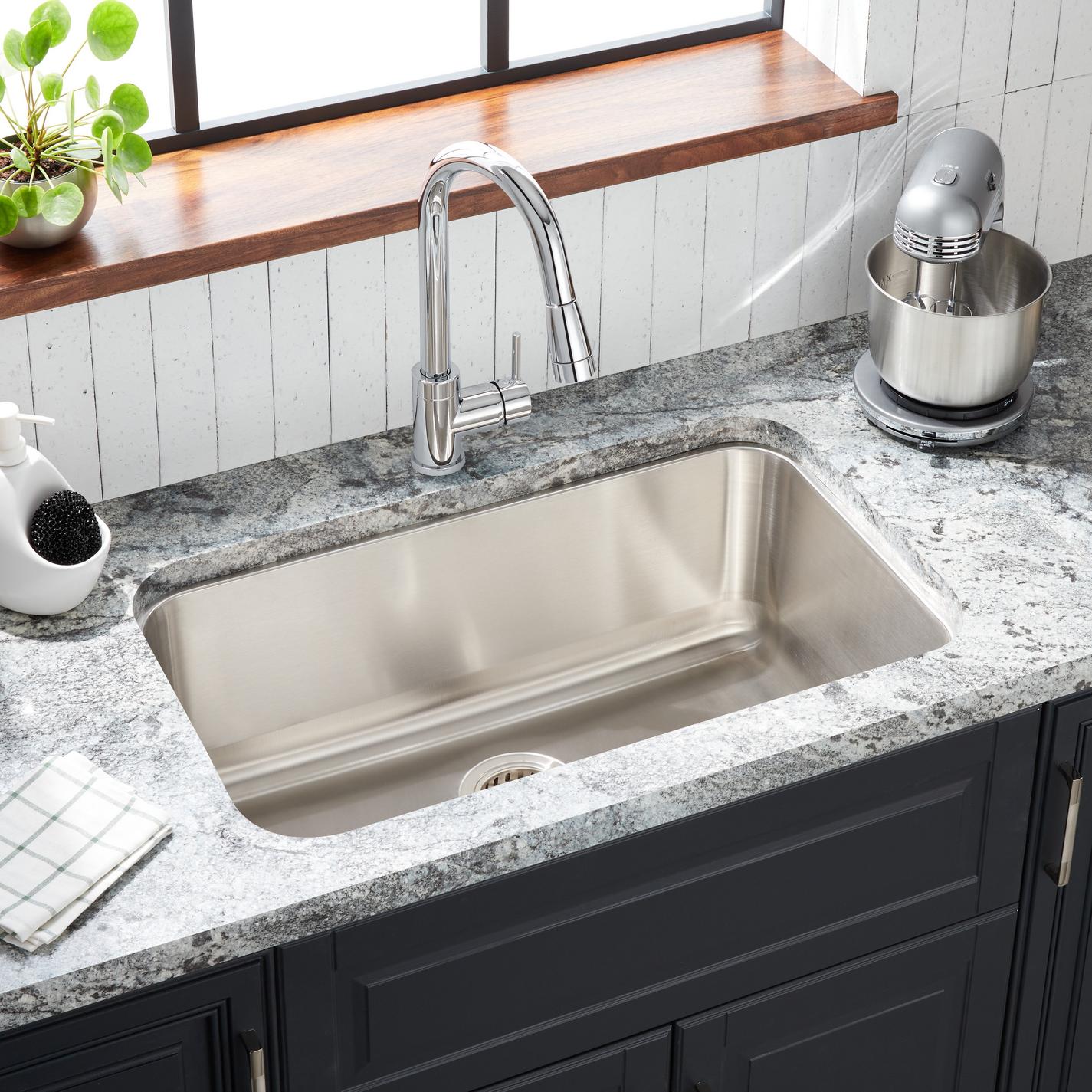 30" Calverton Stainless Steel Undermount Kitchen Sink | Signature Hardware