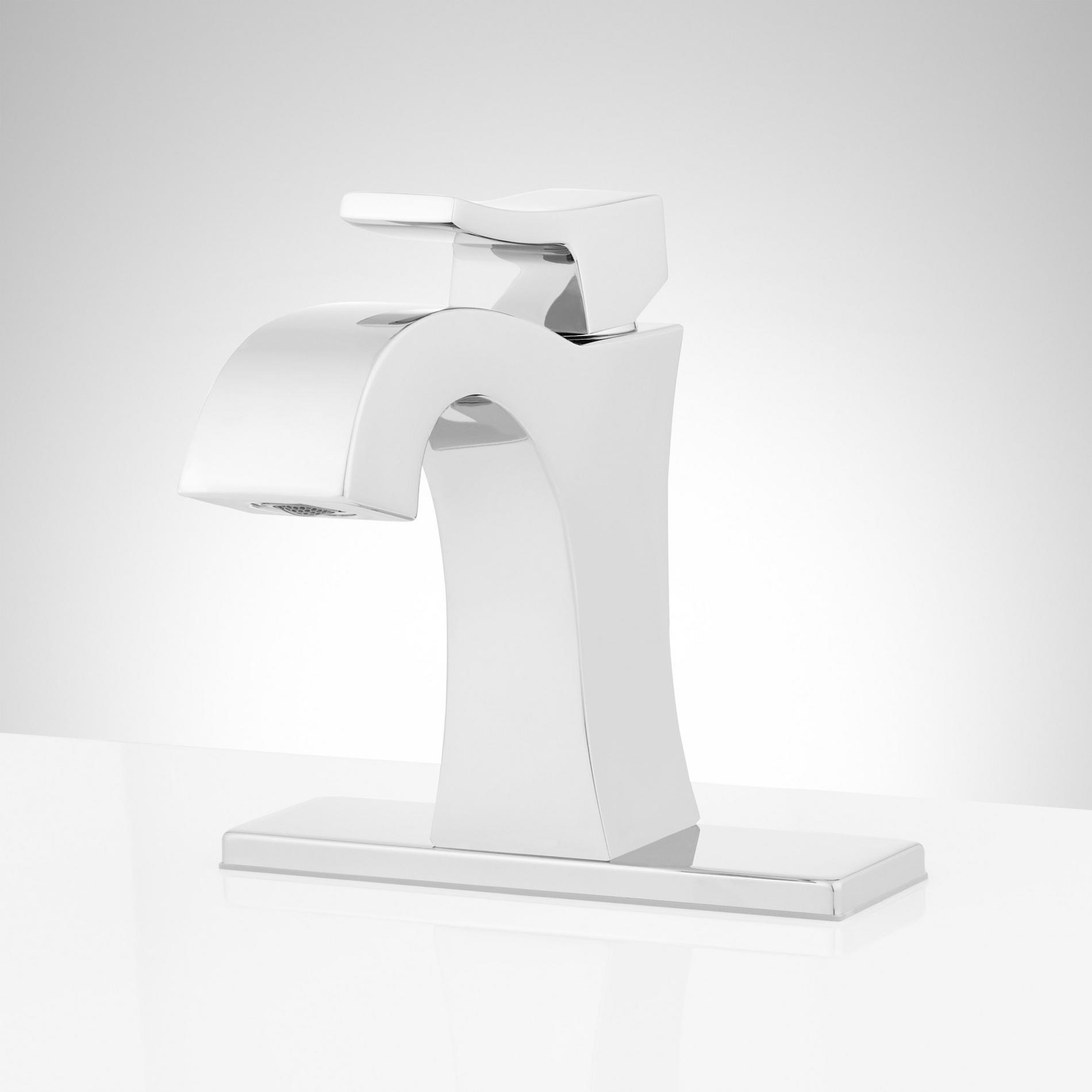 Vilamonte Single-Hole Bathroom Faucet | Signature Hardware